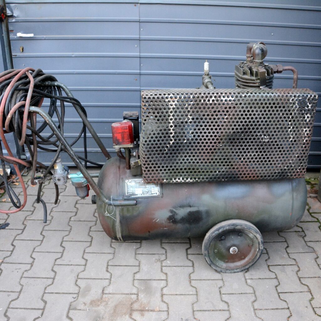 Sprężarka kompresor WAN-CE 3kW 150l - GROTEX - Demobil, transport, skup złomu