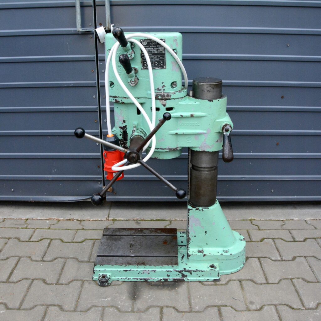 Wiertarka stołowa WSA-25 z wojska - GROTEX - Demobil, transport, skup złomu